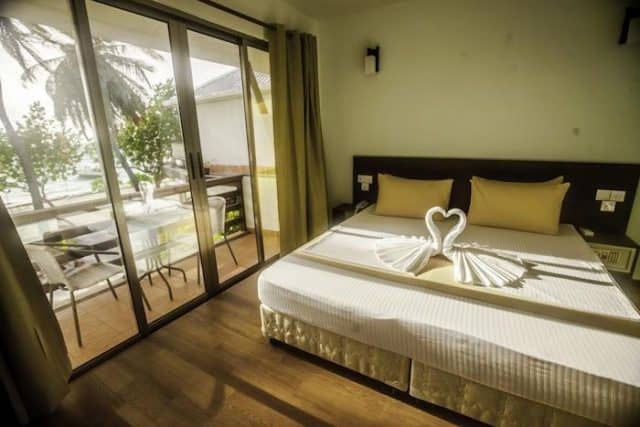 How to Plan The Perfect Maldives Vacation (On Any Budget!)
