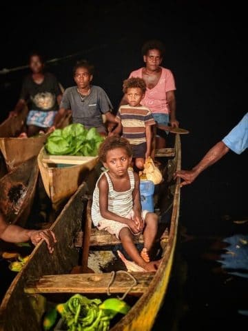 Portraits Of The People of Solomon Islands (+ Interesting Facts & History!)