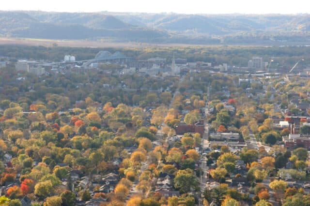 10+ INCREDIBLE Things to do in La Crosse WI (+ Handy Travel Tips!)